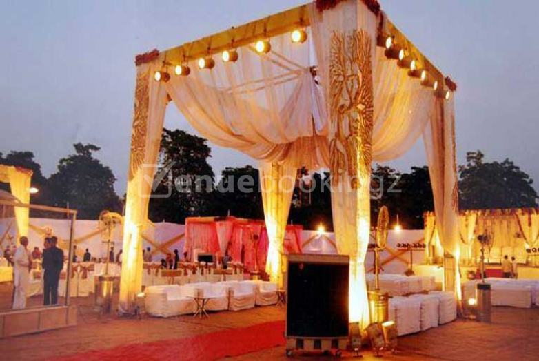 Best Resorts in MR 10 Rd Indore for Parties, Family Function